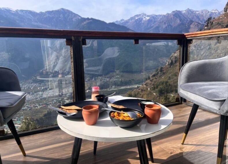 10 Best Cafes in Old Manali: A Food Lover’s Paradis - Footloose Camps